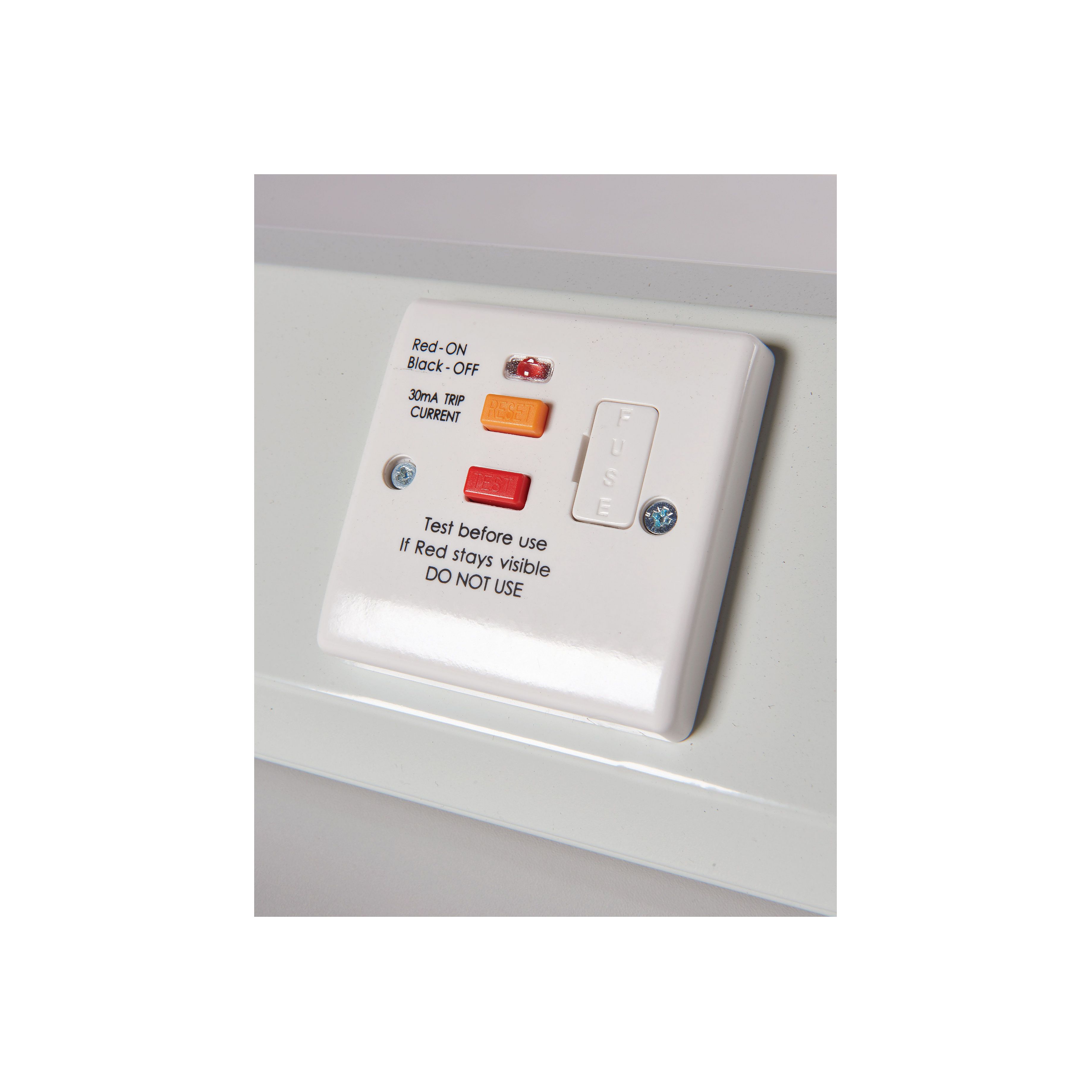 RCB Circuit Breaker | Workbenches