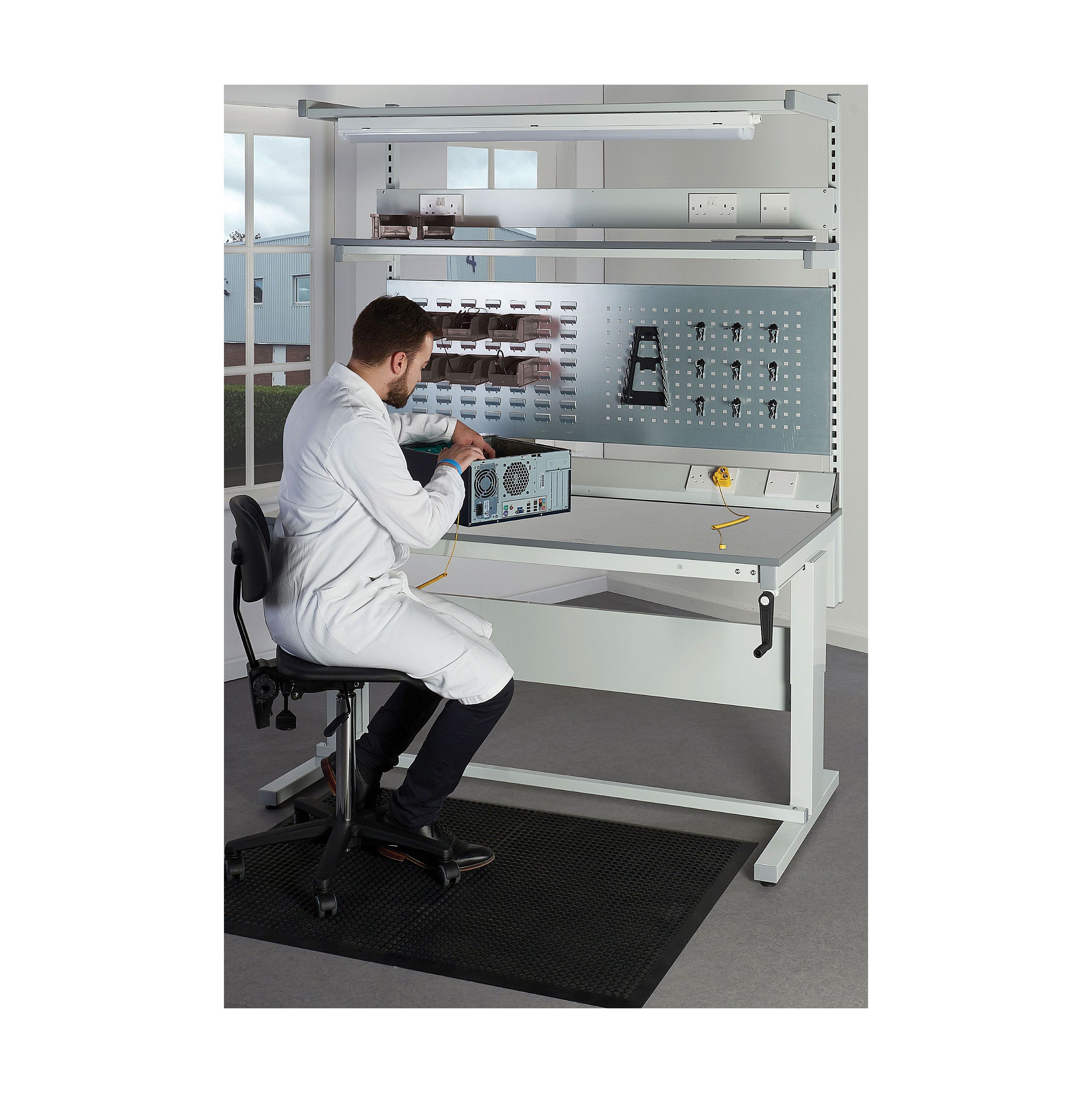 Premium Height Adjustable ESD Workbenches | ESD Workbenches
